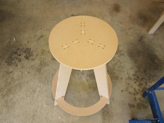 Workshop Stool - an open design on Obrary